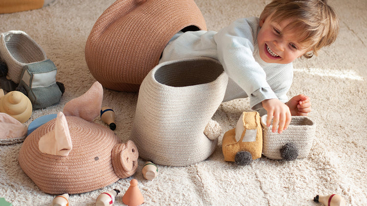 Shop the Lorena Canals storage baskets here! - In den Olifant